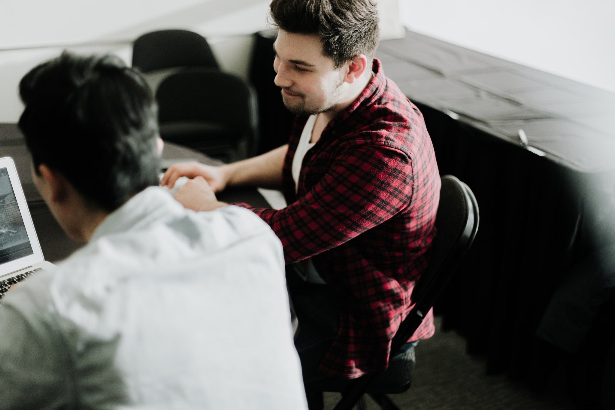 Building and Maintaining Professional Relationships